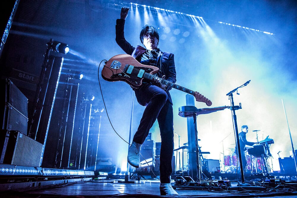Troy Van Leeuwen (QOTSA) + Tony Hajjar (ATDI): "Gone Is Gone no tiene ...