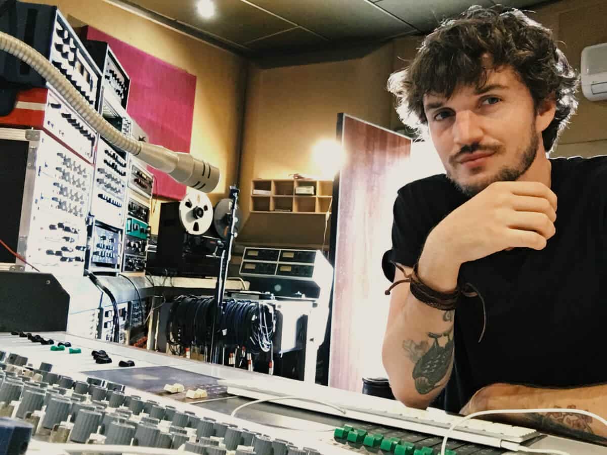Tomas Crow: "Me hubiese encantado presentar algo en Argentina" - Rock ...