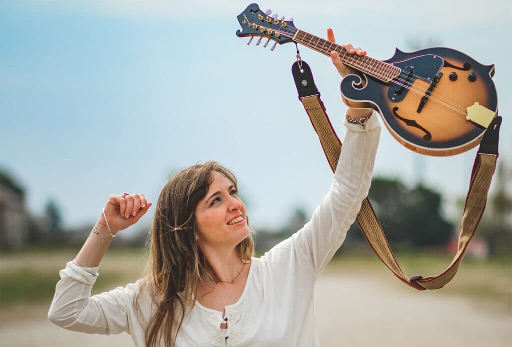 Janise: "Las historias que cuentan las canciones de ese género me ...